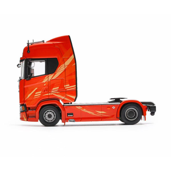 1/64 Massdi SCN1101 Scania 770S Orange – Network Shuttle Diecast Model
